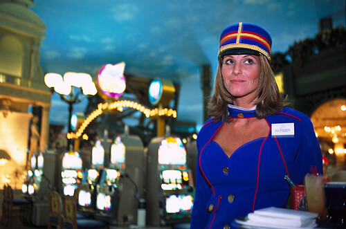 Hostess Photos – License unique travel photos lookphotos