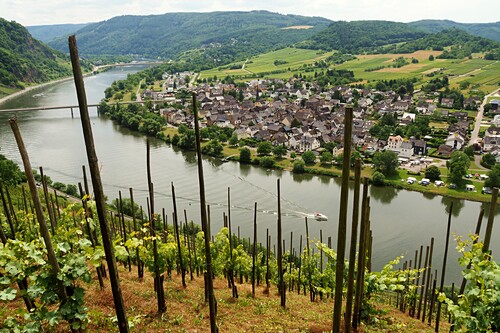 Krov Photos – License unique travel photos lookphotos